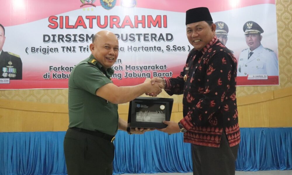 Wakil Bupati Hairan Menyambut Silaturahmi Dirsimet Pusterad - DETAIL.ID